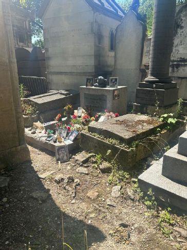 jim morrison graveyard