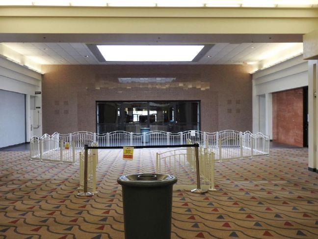 The mall, the long haul and a pall | The Courier Formerly the heart of ...