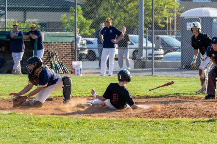 Van Buren rallies for 2 in 7th to top O-G | The Courier Division III ...