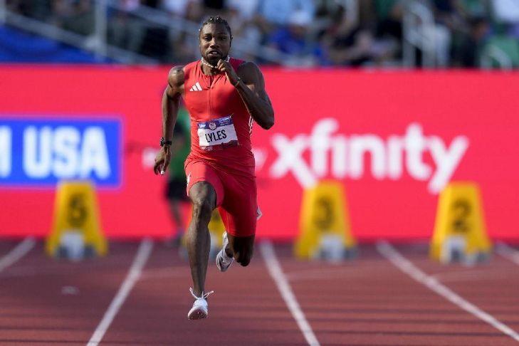 Lyles speeds through semis, will race for spot at Olympics in 100 ...