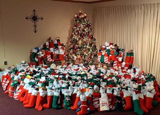 Hufford Funeral Home spreading joy to seniors | The Courier 2nd annual ...