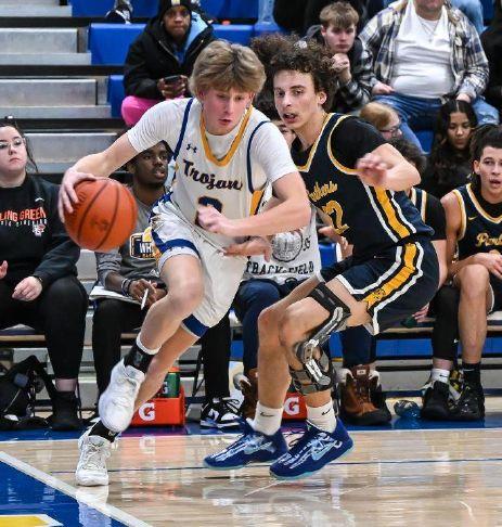 Findlay plays Whitmer tough, but falls | The Courier Findlay boys ...