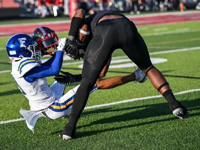 Findlay 'keeps hammering,' beats Lima Senior | The Courier Defense ...