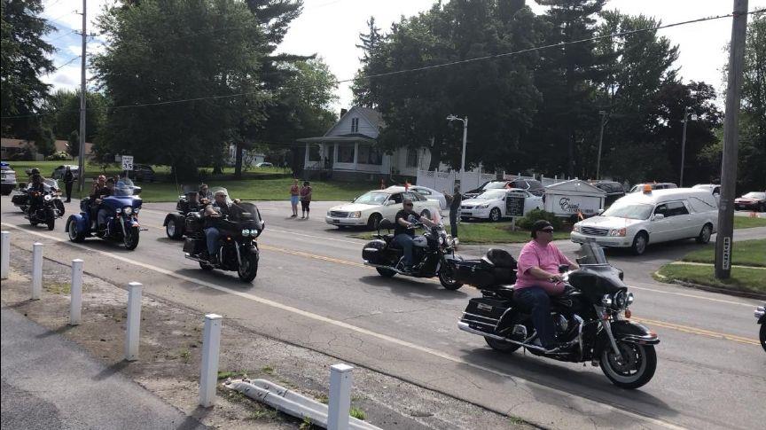 Motorcyclists lead funeral procession | Norwalk Reflector Over 200 ...