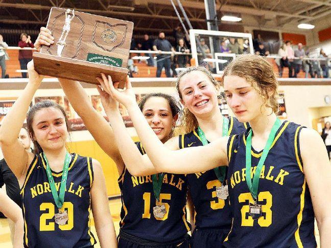 Norwalk seniors reflect on program's best season | Norwalk Reflector ...