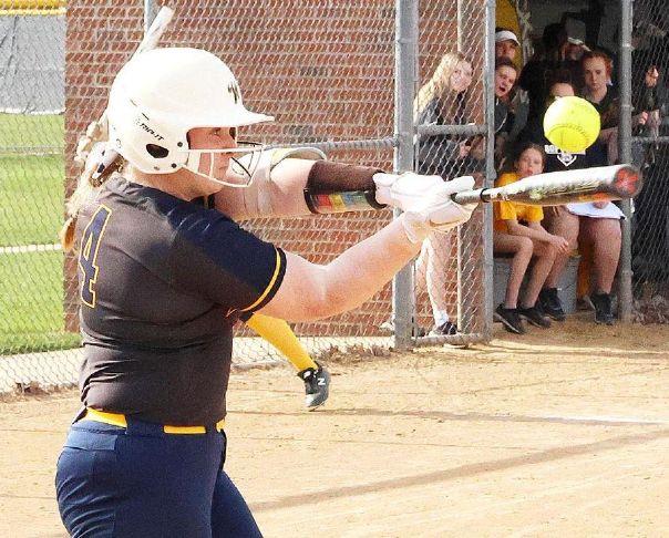 Norwalk wins second straight game in last at-bat | Norwalk Reflector ...