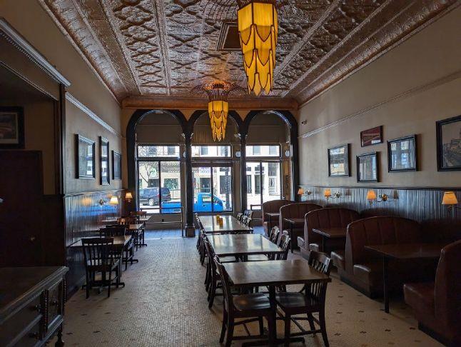 Good news for Berry's, Main Street Diner | Norwalk Reflector Diner ...