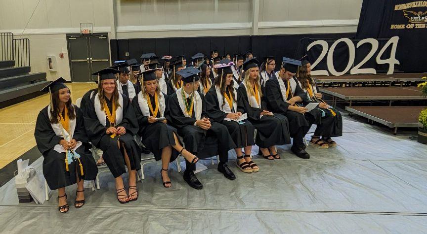 Monroeville High School graduation Sunday | Norwalk Reflector Seniors ...