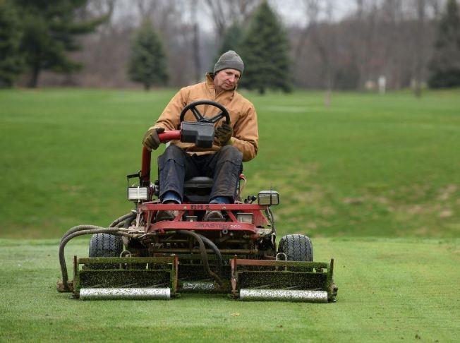 New rules of golf: Social distancing guidelines must be followed as ...