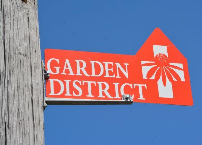 Sandusky continues installing street topper signs | Sandusky Register ...