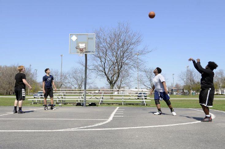 Sandusky back on board to fix basketball courts | Sandusky Register ...