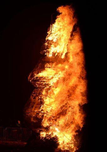 Burning Snowman a 2-night spectacle | Sandusky Register Popular event ...