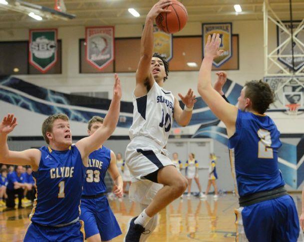 Blue Streaks start hot, stay hot against Clyde | Sandusky Register ...