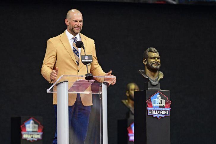 Thomas enshrined into Hall of Fame | Sandusky Register Joe Thomas got ...