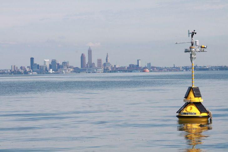 'Smart' buoys monitor Lake Erie water conditions | Sandusky Register ...