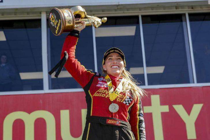 Brittany Force returns to racing for first time since dad's accident ...