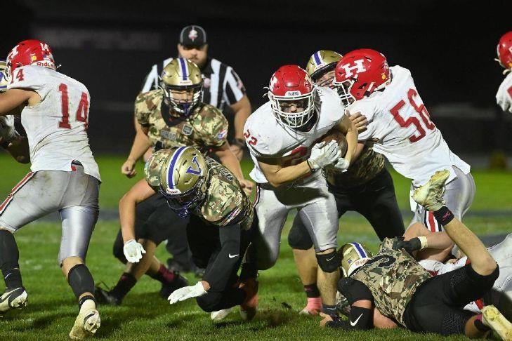 PHOTOS: Huron at Vermilion football | Sandusky Register Check out ...
