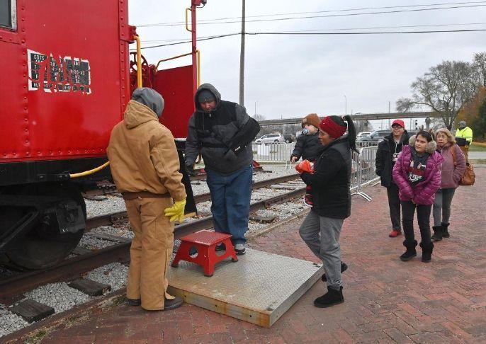 Climb aboard the Holiday Train | Sandusky Register Annual event ...