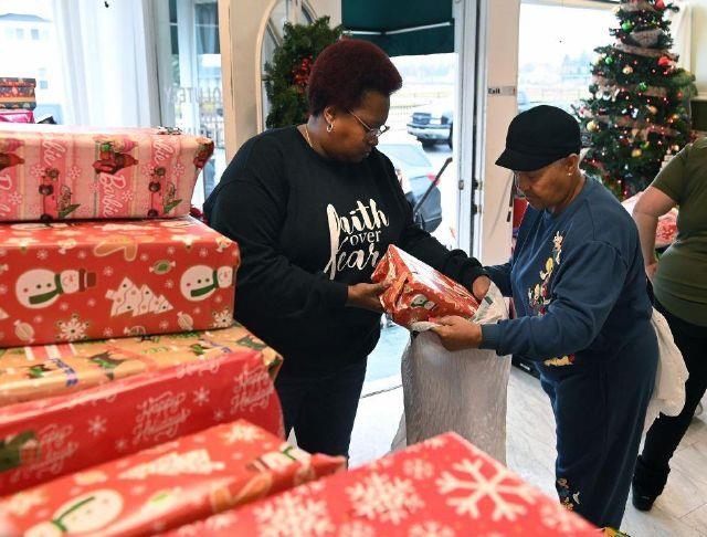 Victory Kitchen to celebrate Christmas | Sandusky Register Find out the ...