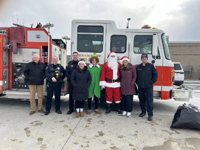 Santa parades through town Perkins | Sandusky Register Perkins staff ...