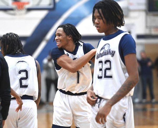 Sandusky edges Brush to win Streakball Classic | Sandusky Register The ...