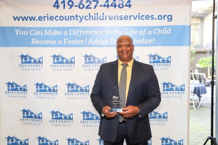 Alexander wins award | Sandusky Register He's leaving behind 'legacy ...