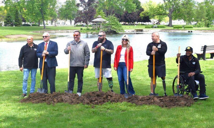 Breaking ground, building hope | Sandusky Register Wounded veteran ...