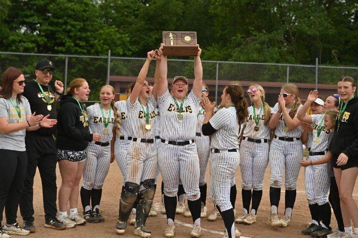 PHOTOS: Monroeville vs. Vienna Mathews regional final softball ...