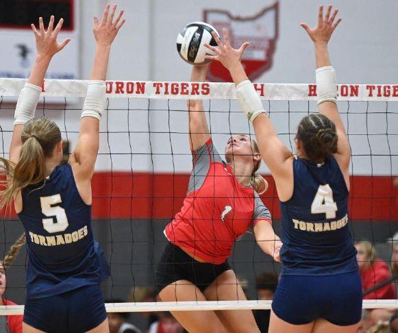 Huron opens with 5-set win against Columbian | Sandusky Register The ...