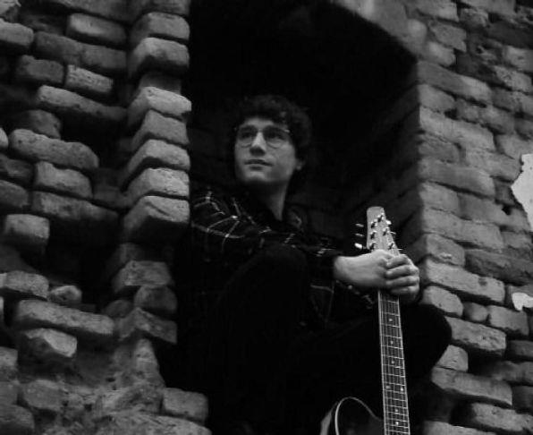 Acoustic rock singer-songwriter to perform at The Viaduct. | Advertiser ...