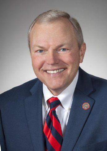 Reineke wins re-election bid | Advertiser-Tribune Reinke easily won his ...