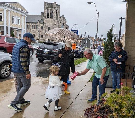 Who's scared of rain? | Advertiser-Tribune Photos of downtown trick-or ...
