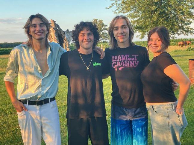 Leadfoot Granny sets hopes high | Review Times Mark Mikel has seen ...