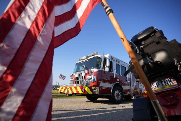 Firefighter killed at Trump rally honored | Review Times With bagpipes ...