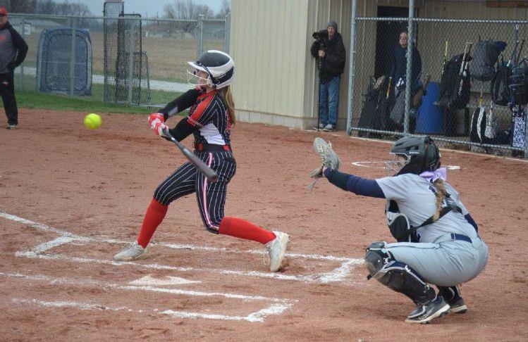Miller keeping family and Mohawk softball tradition alive | Advertiser ...